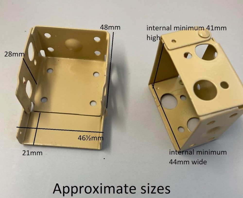 Venetian Fitting Brackets