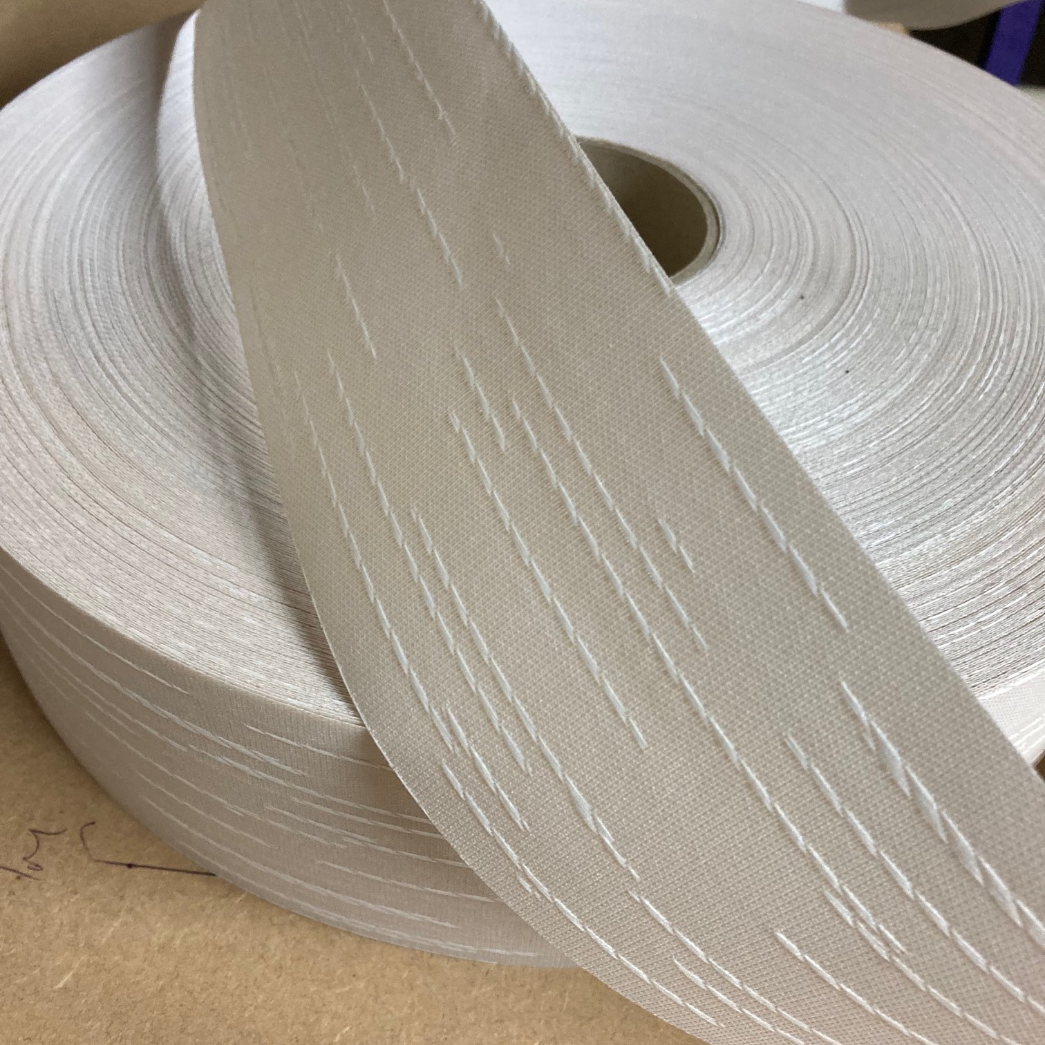 approx 180m roll Linium Linden 89mm/3.5" wide vertical blind slat ...