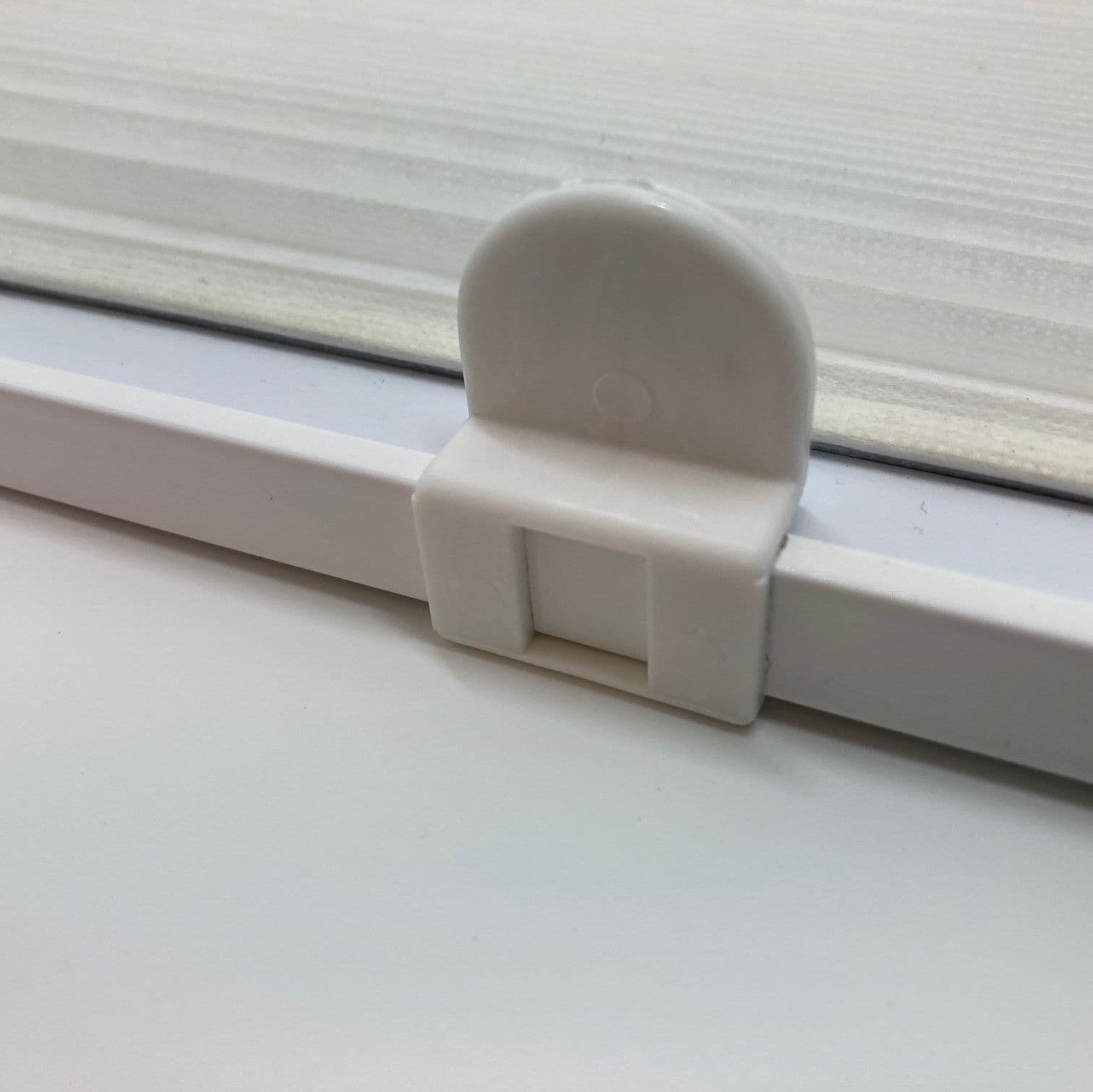 Click Fit Pleated/Bi Fold Blind Handle